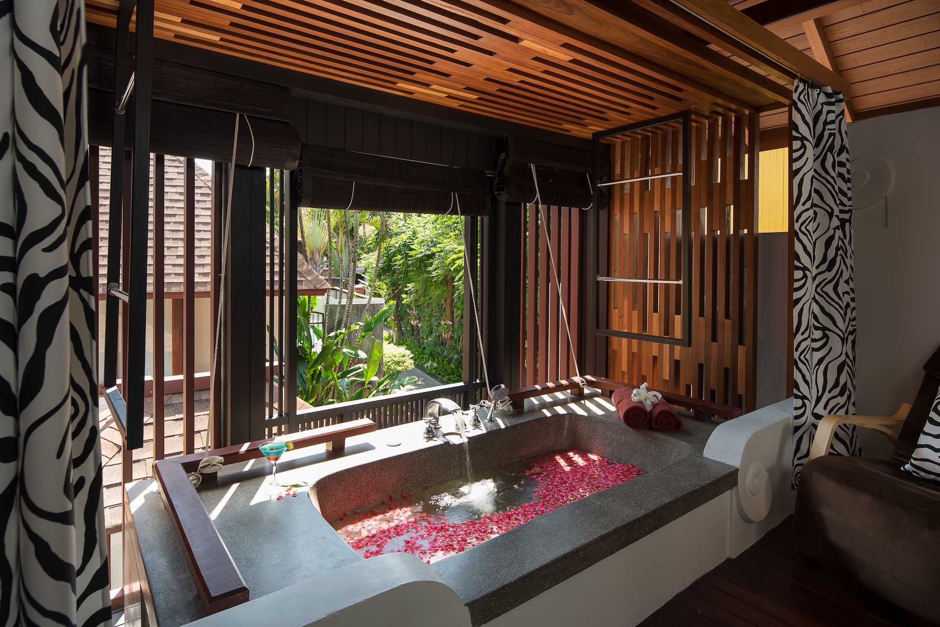 Deluxe Balcony Suite - Pavilion Samui Villas & Resort