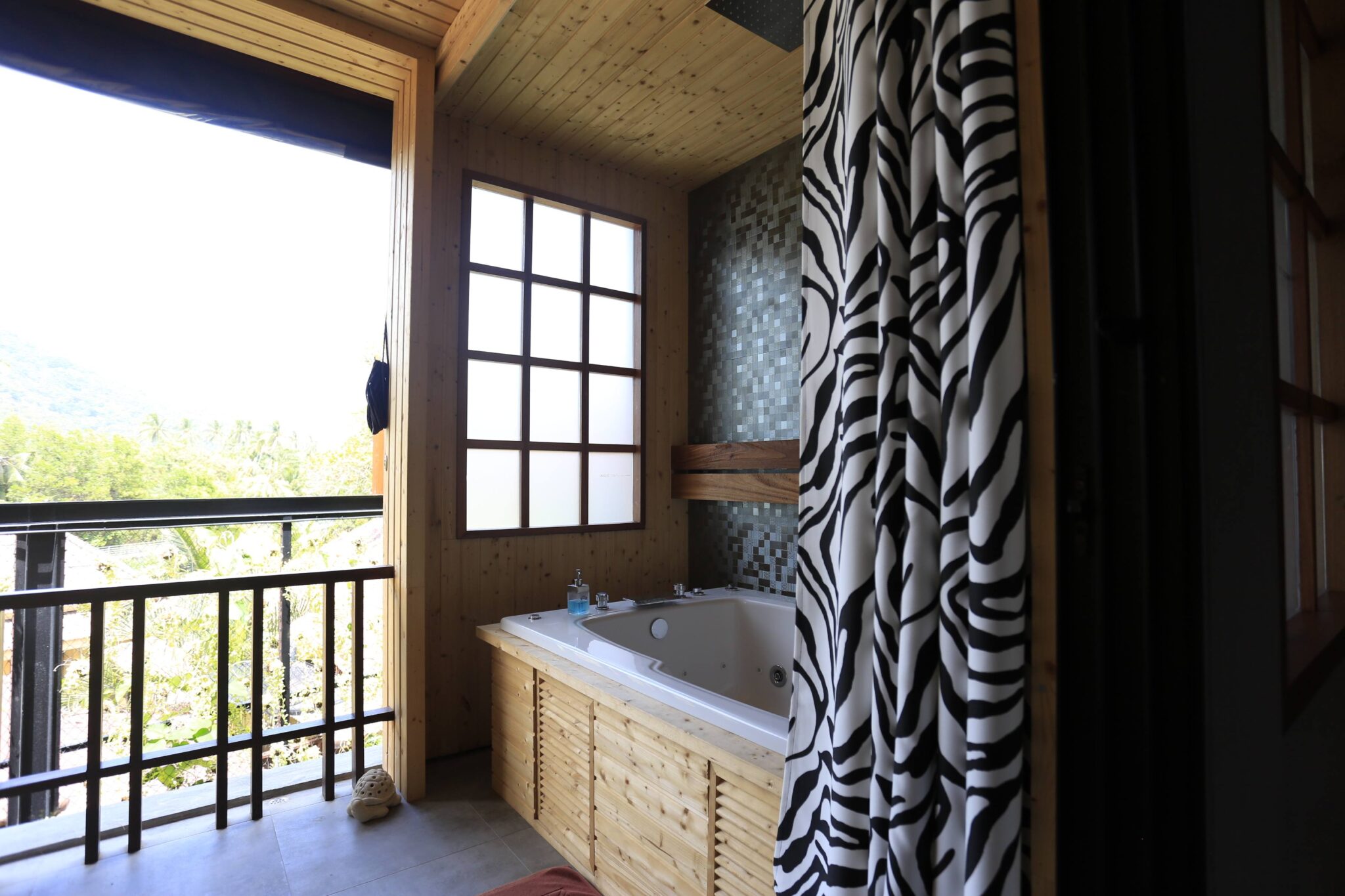 Deluxe Balcony Suite - Pavilion Samui Villas & Resort